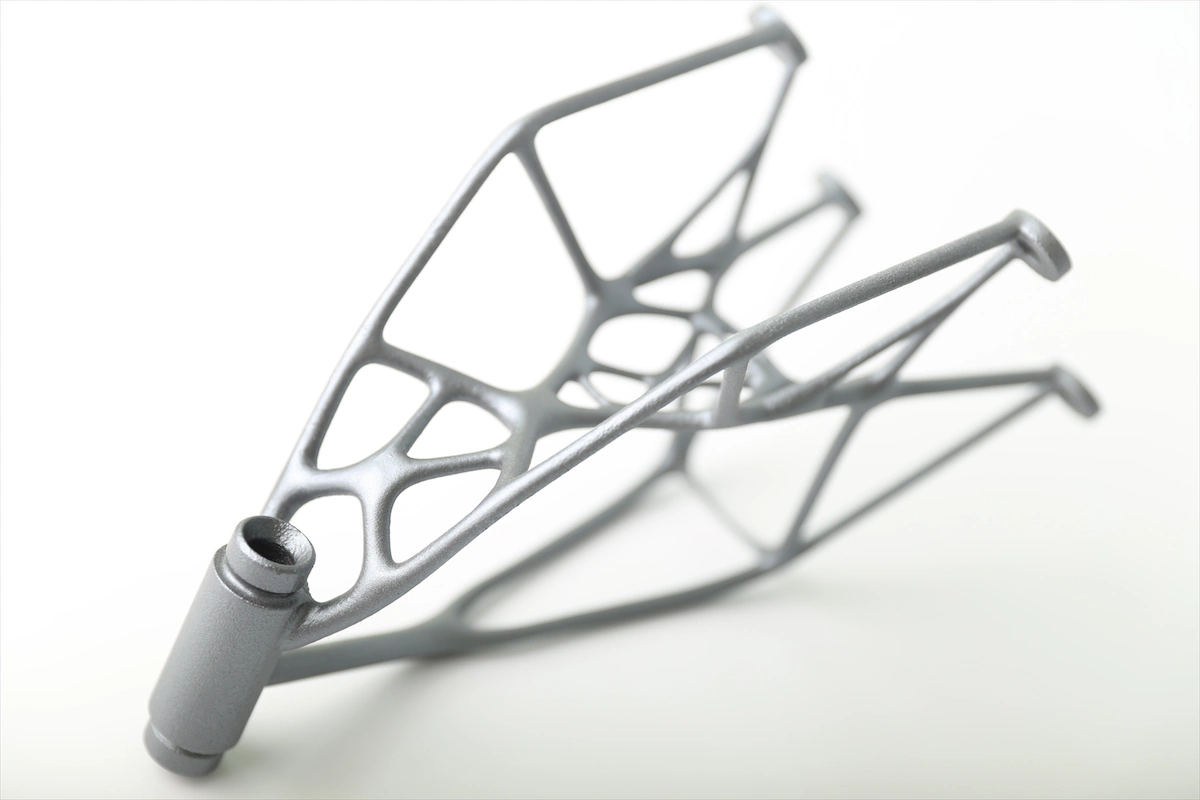 Automated Bionic Bracket Design with Synera and connected engineering