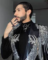 Top 12 Fashion Influencer in India (2024) - Brandveda