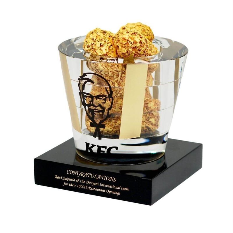 Crystal Arc Dubai: Customised Trophies & Awards for Every Achievement