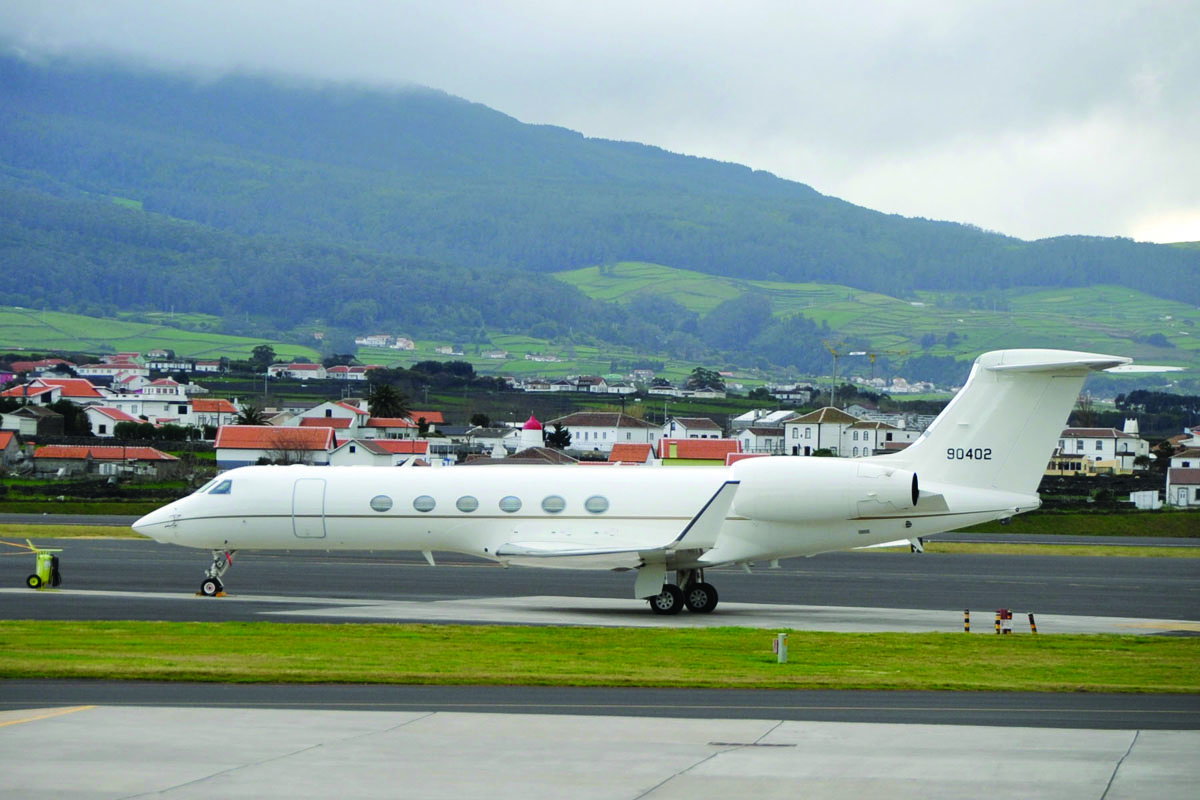 Exploring the Gulfstream C-37: Specs, Roles, and More