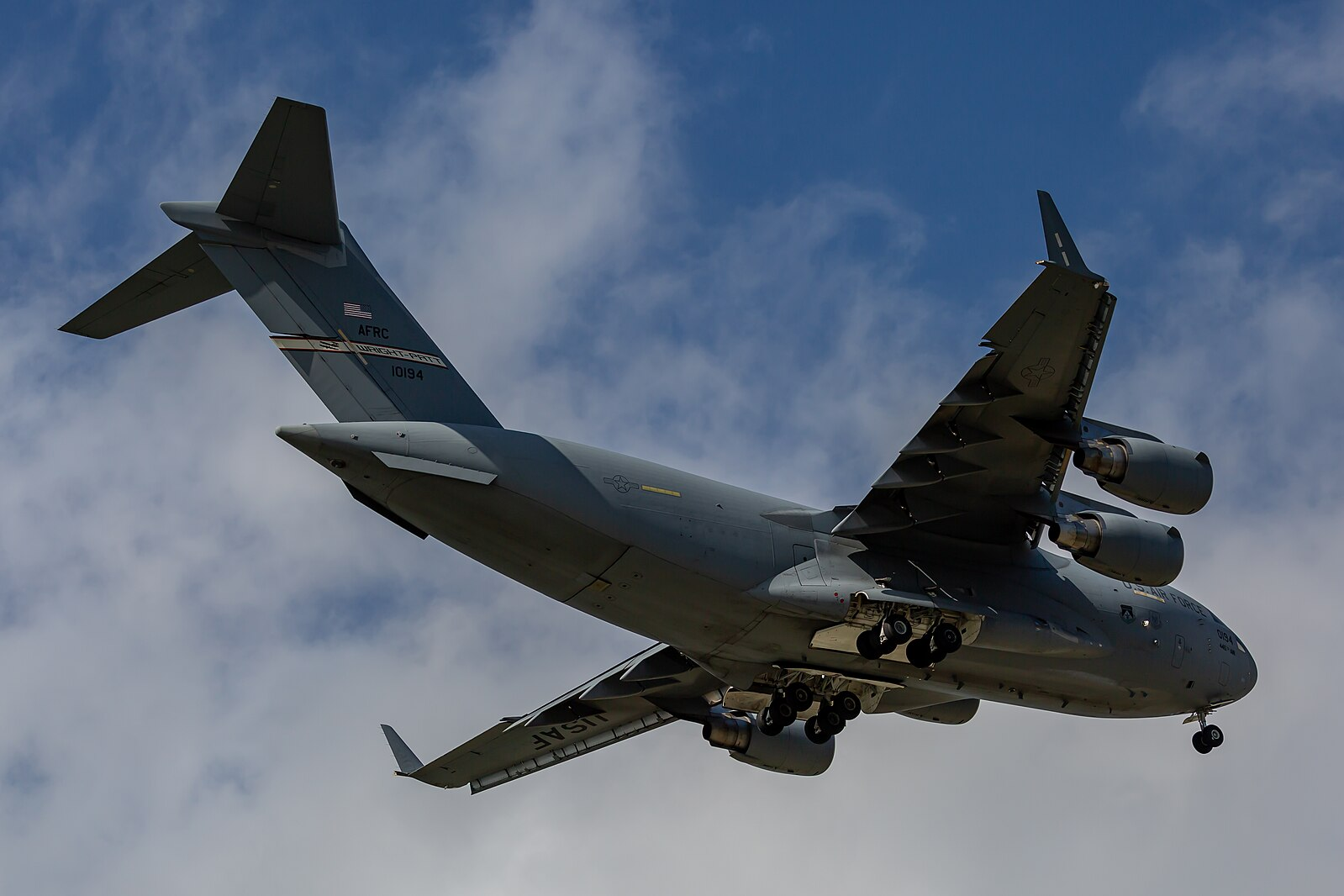 Contractor Logistics Support: Advantages, Drawbacks, and Alternatives