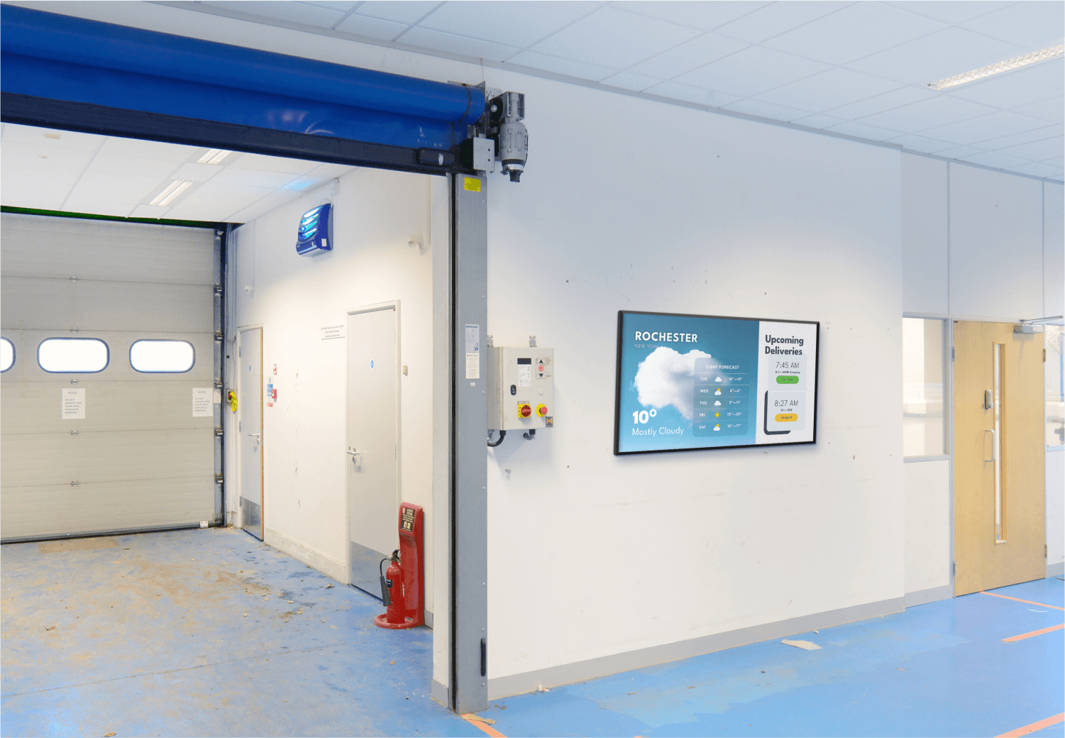 Digital Signage for Transportation & Logistics | OptiSigns