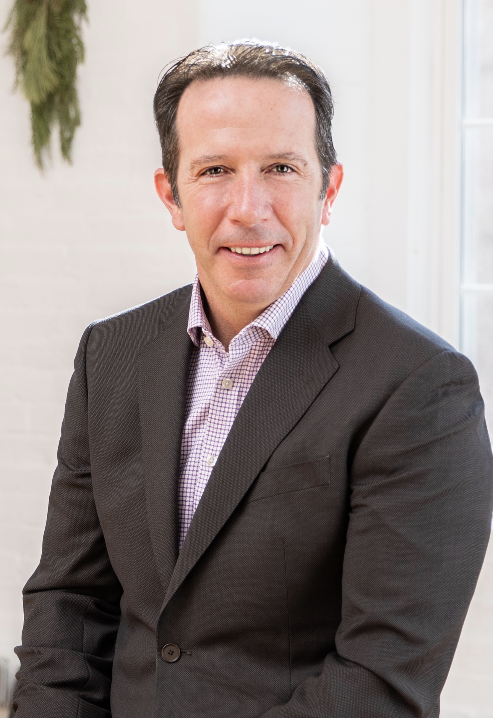 Patrick Veroneau · Gray + Miller Agency