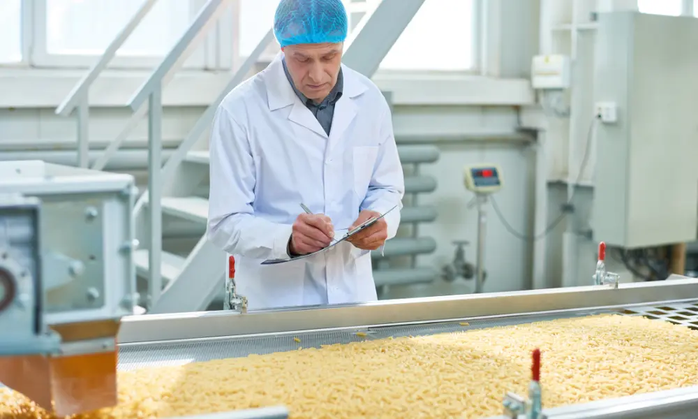 Was sind die Aufgaben als Produktionshelfer? | WorkerHero