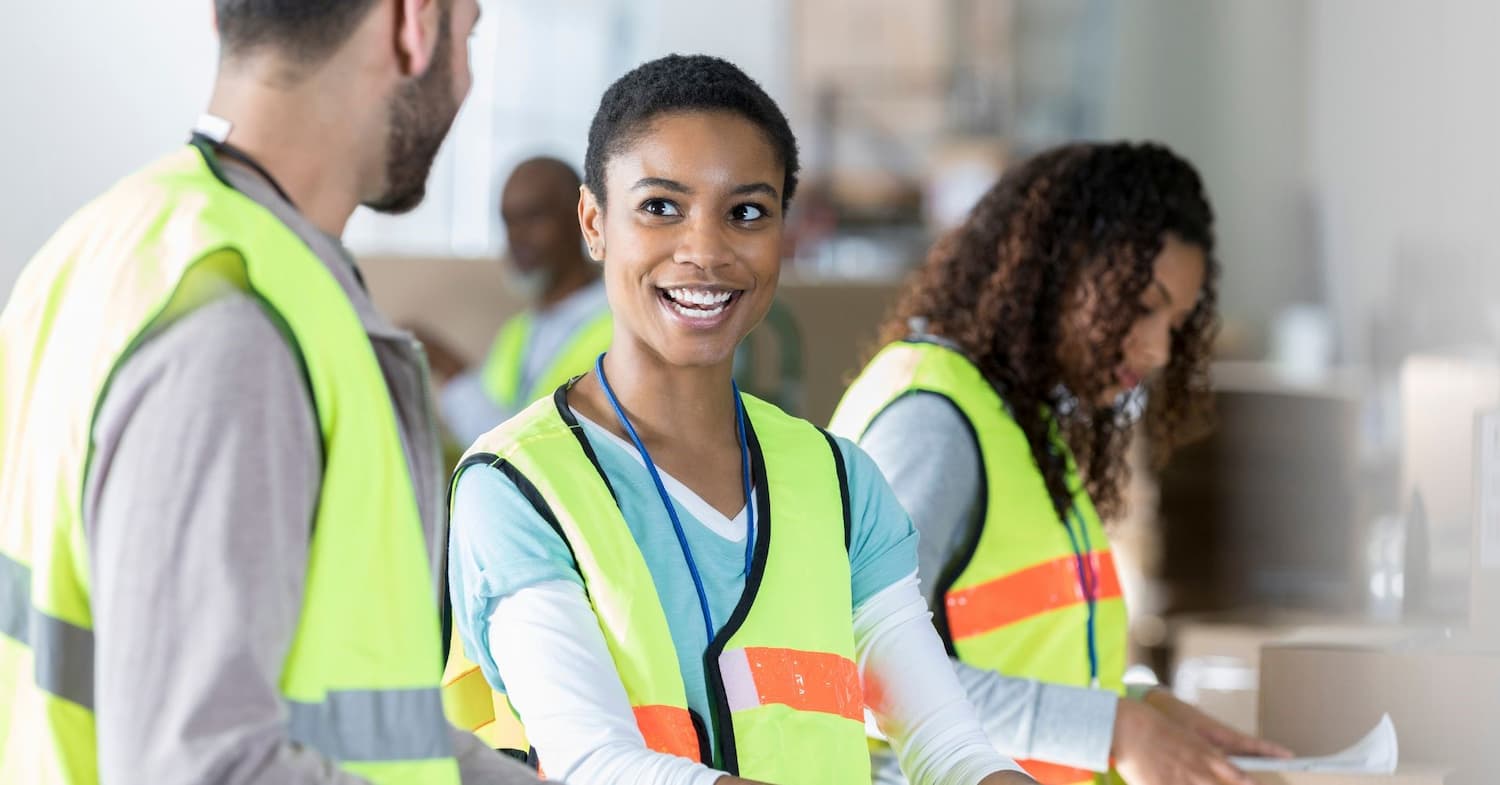 5 Challenges That Cause Deskless Workers To Become Disengaged