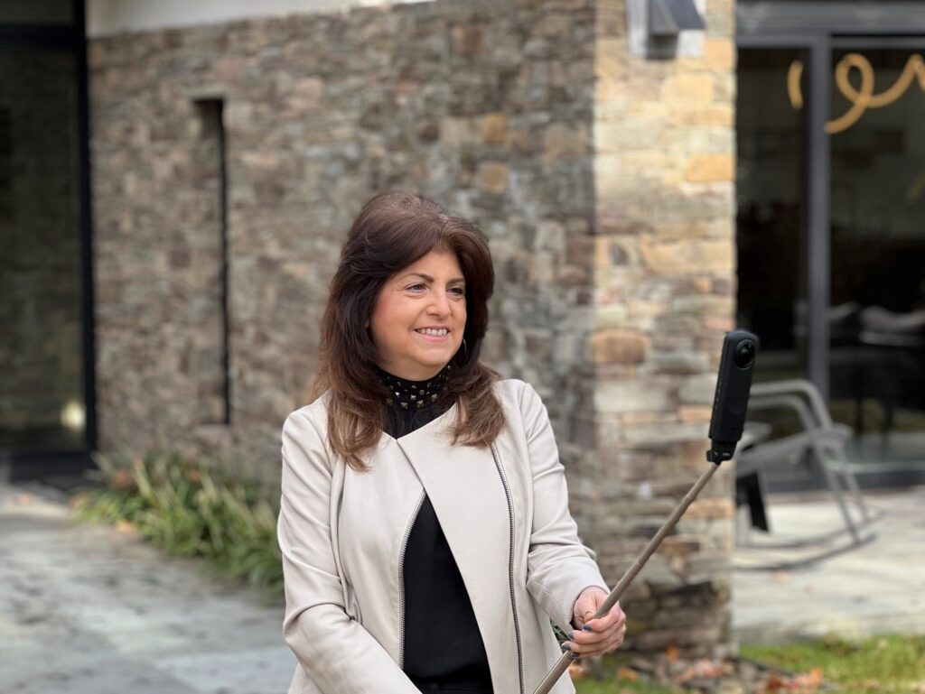 Lens on Design with Architect Carol Kurth - How THETA Benefits ...