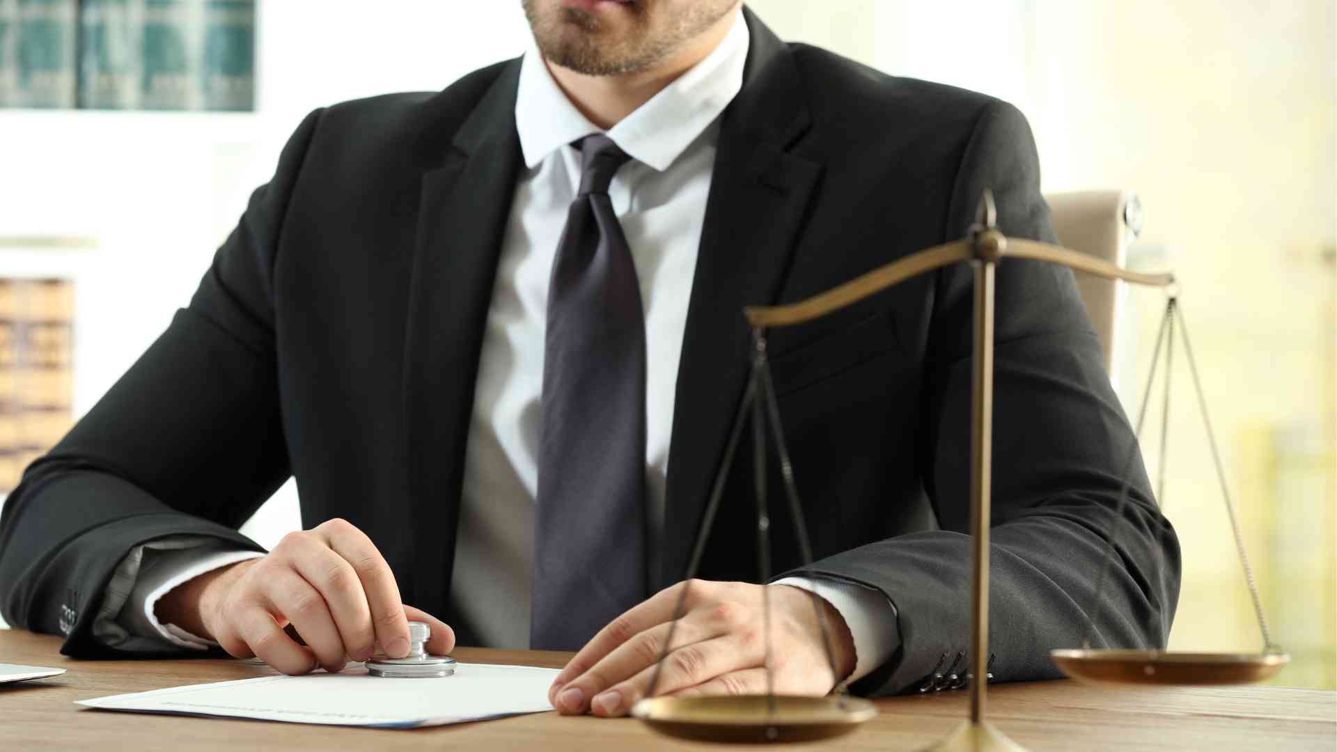 What Real Estate Documents Are Notarized at Closing?