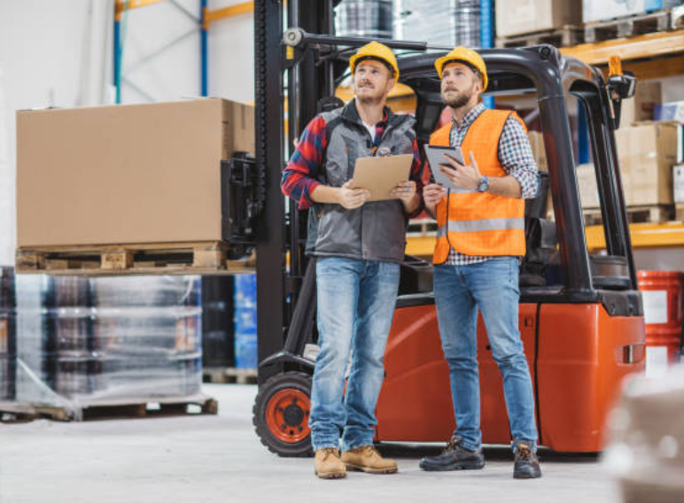 CACES et autorisations de conduite : tout ce qu'il faut savo