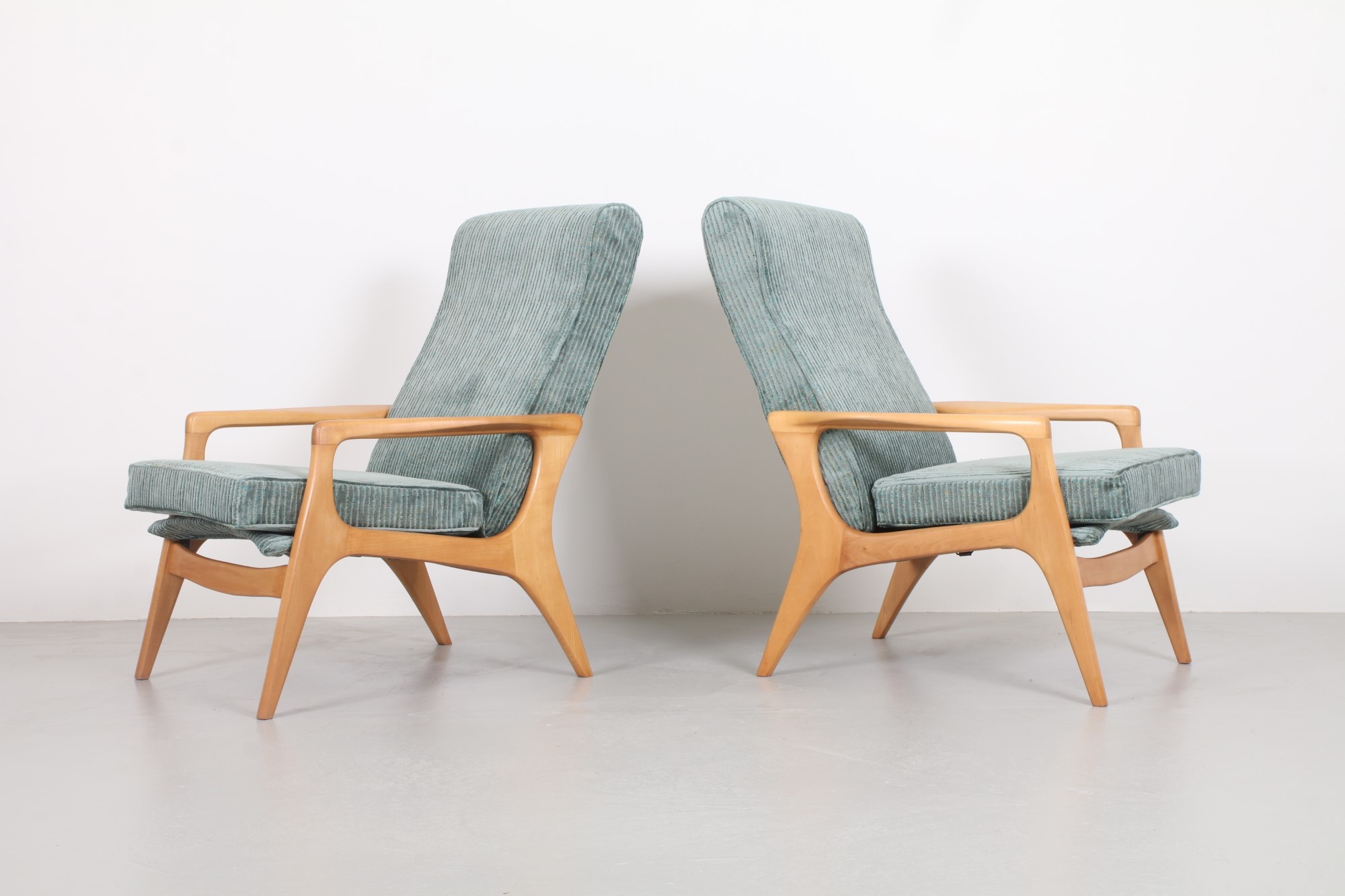 Fred Lowen — Australia