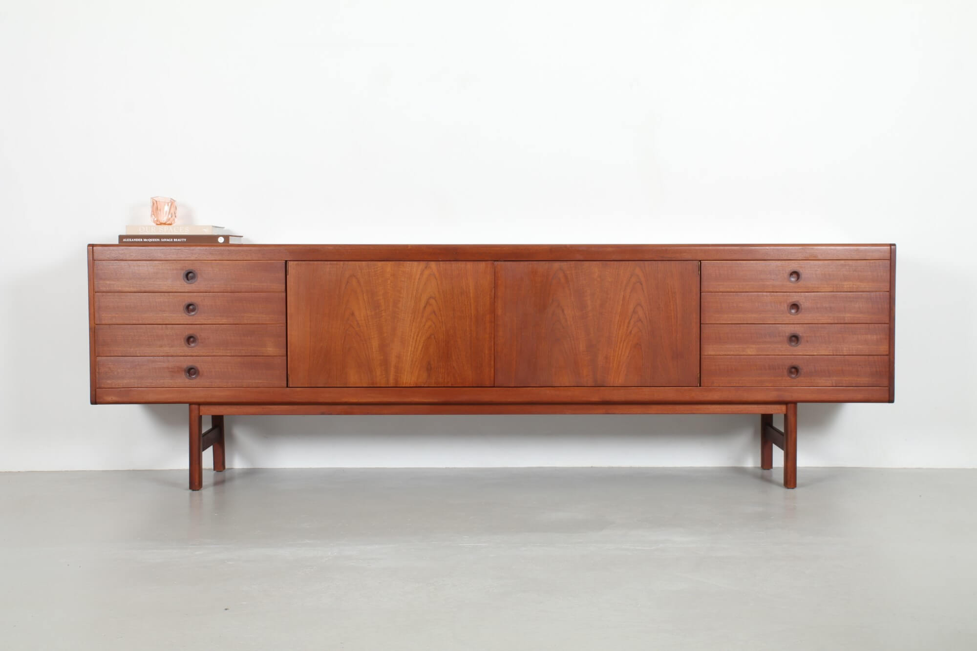 Substantial Archie Shine 'Gloucester' Sideboard