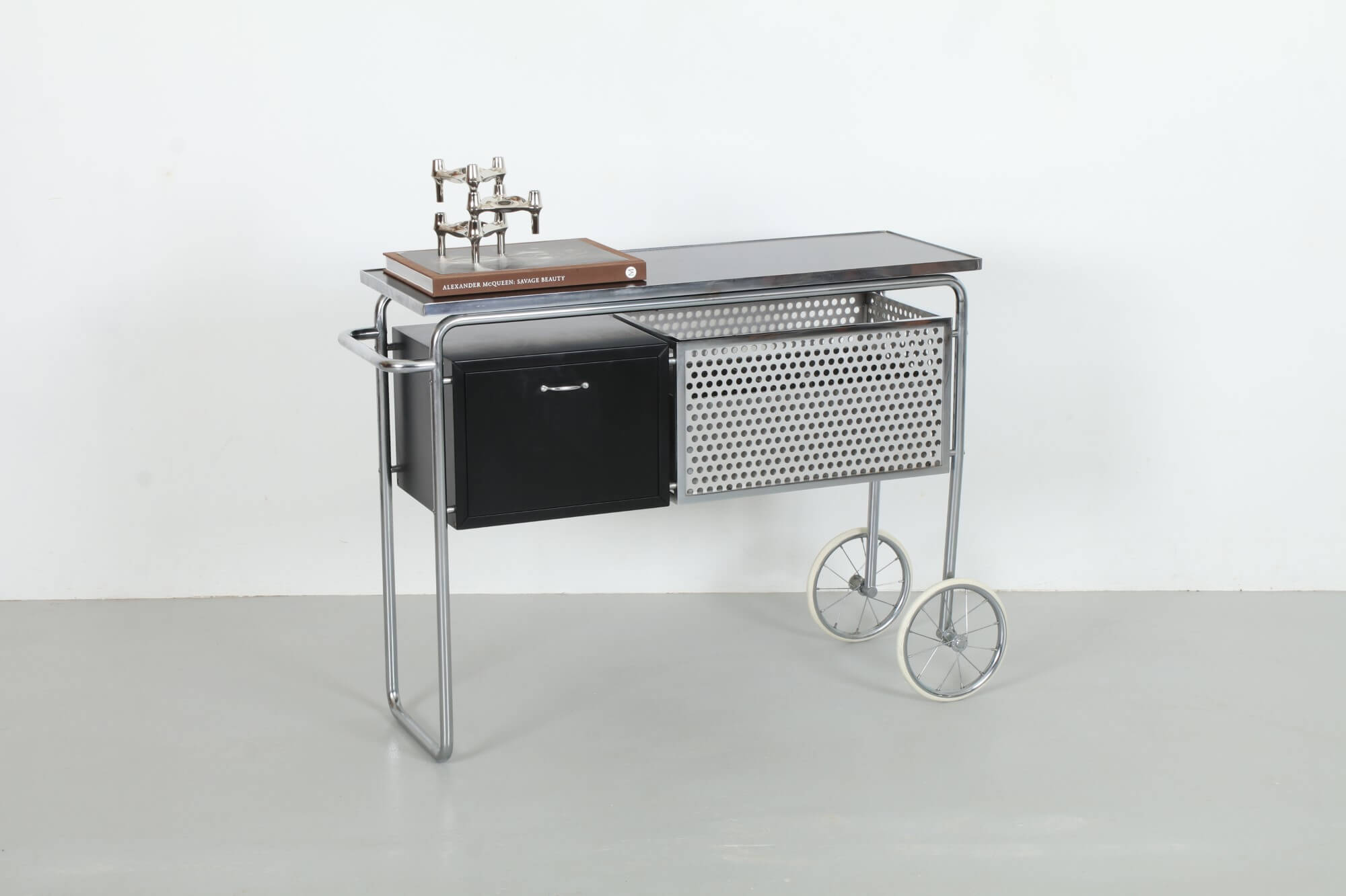 Modernist Alfred Roth 'AR1' Drinks Trolley by MisuraEmme