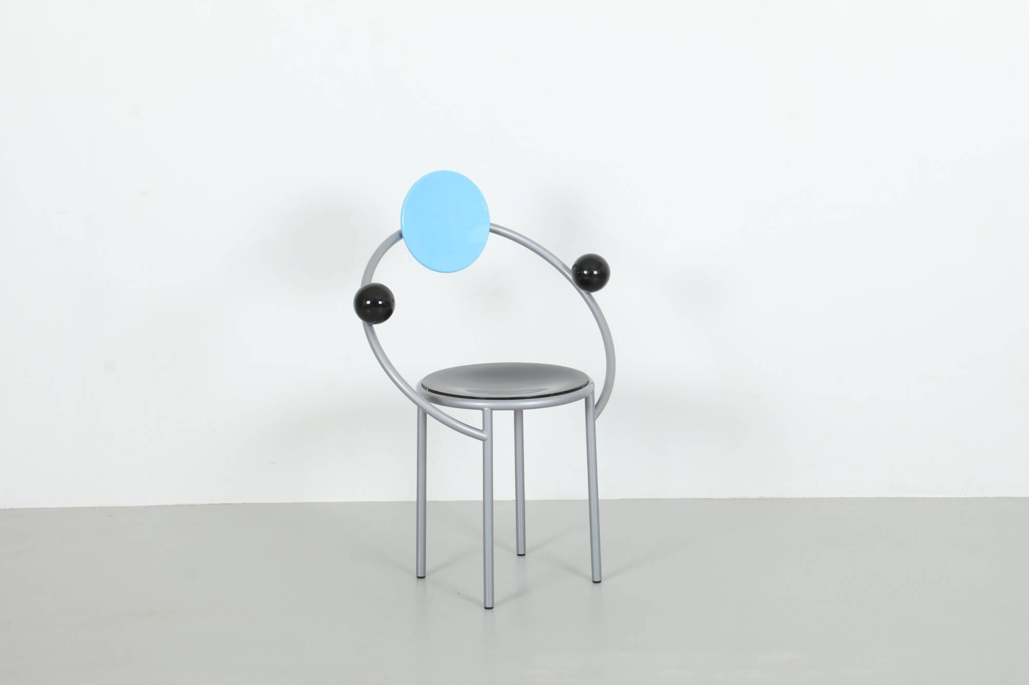 Playful Michele de Lucchi First Chair by Memphis Milano