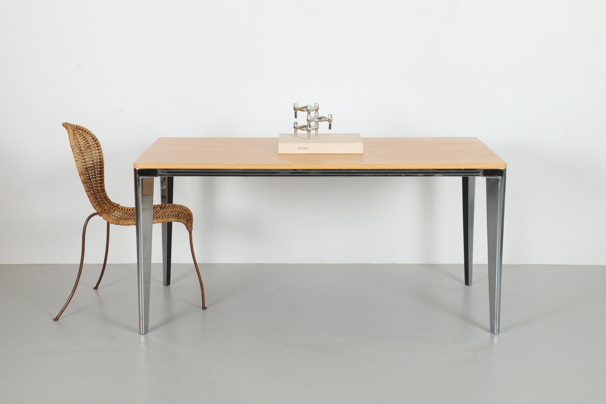 Beautiful Mid-Century and Designer Dining