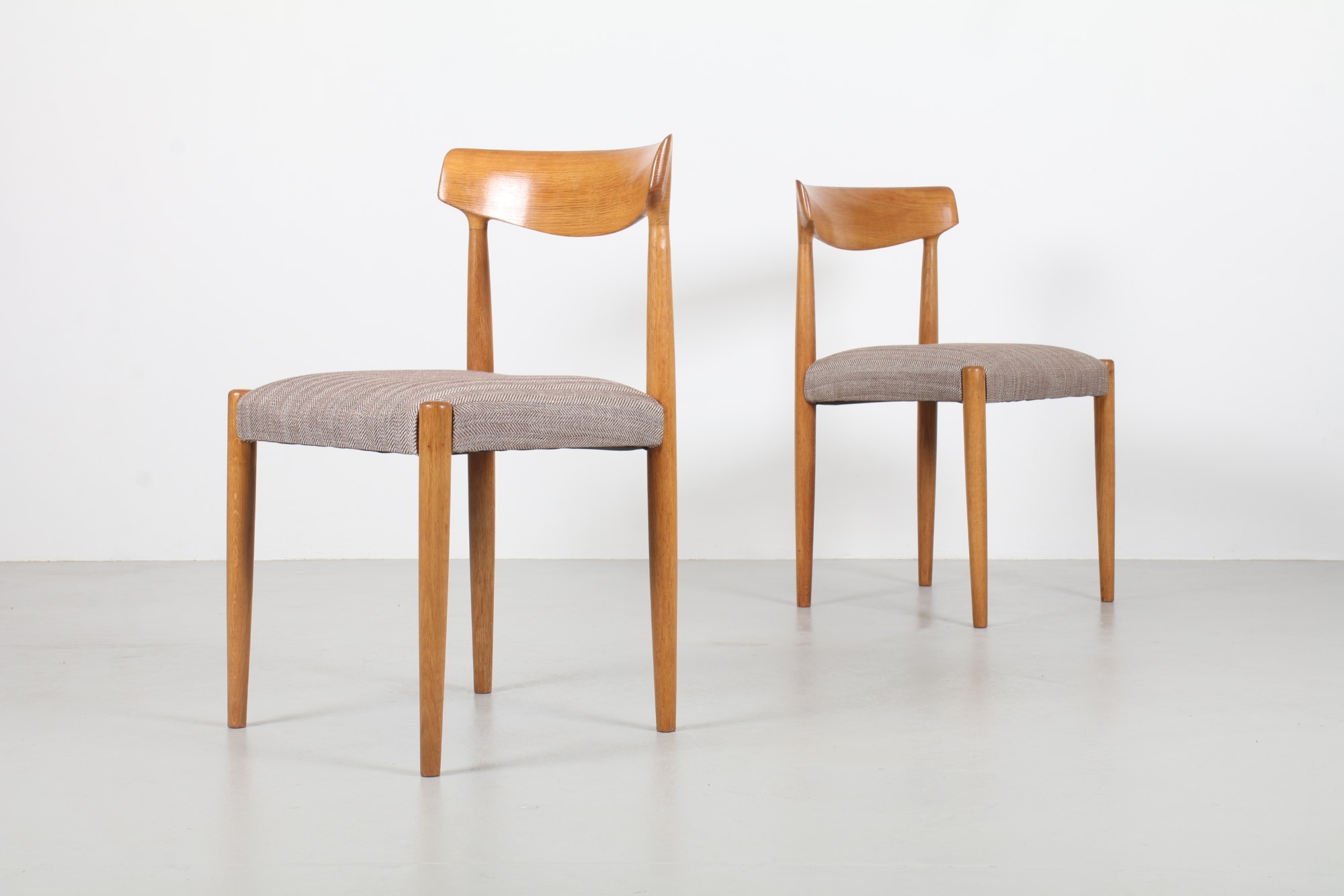 Two Knud Faerch 'Model 343' Dining Chairs by Slagelse Mobelfabrik
