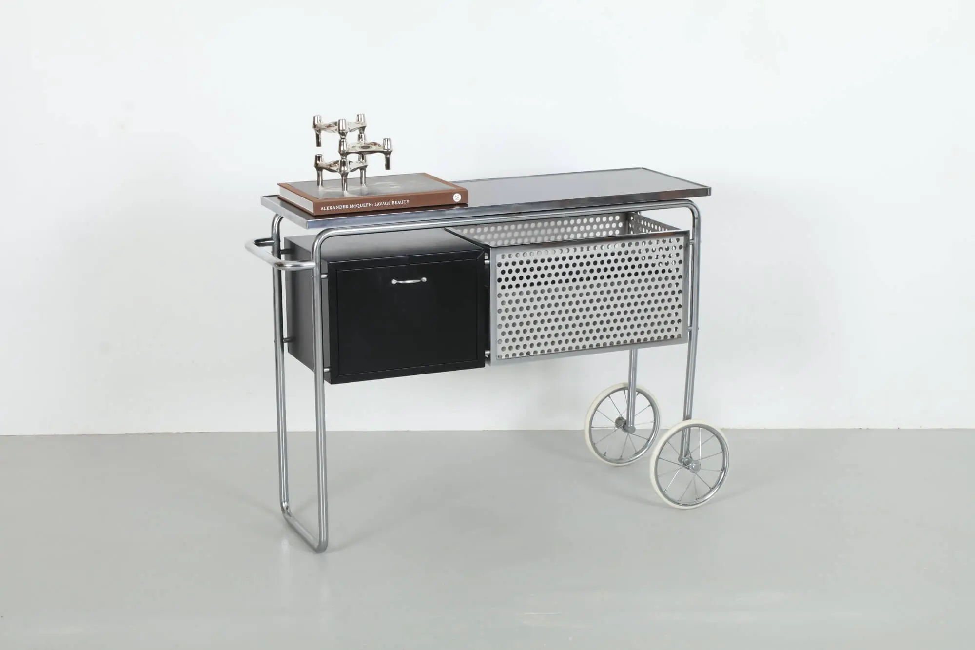 Modernist Alfred Roth 'AR1' Drinks Trolley by MisuraEmme