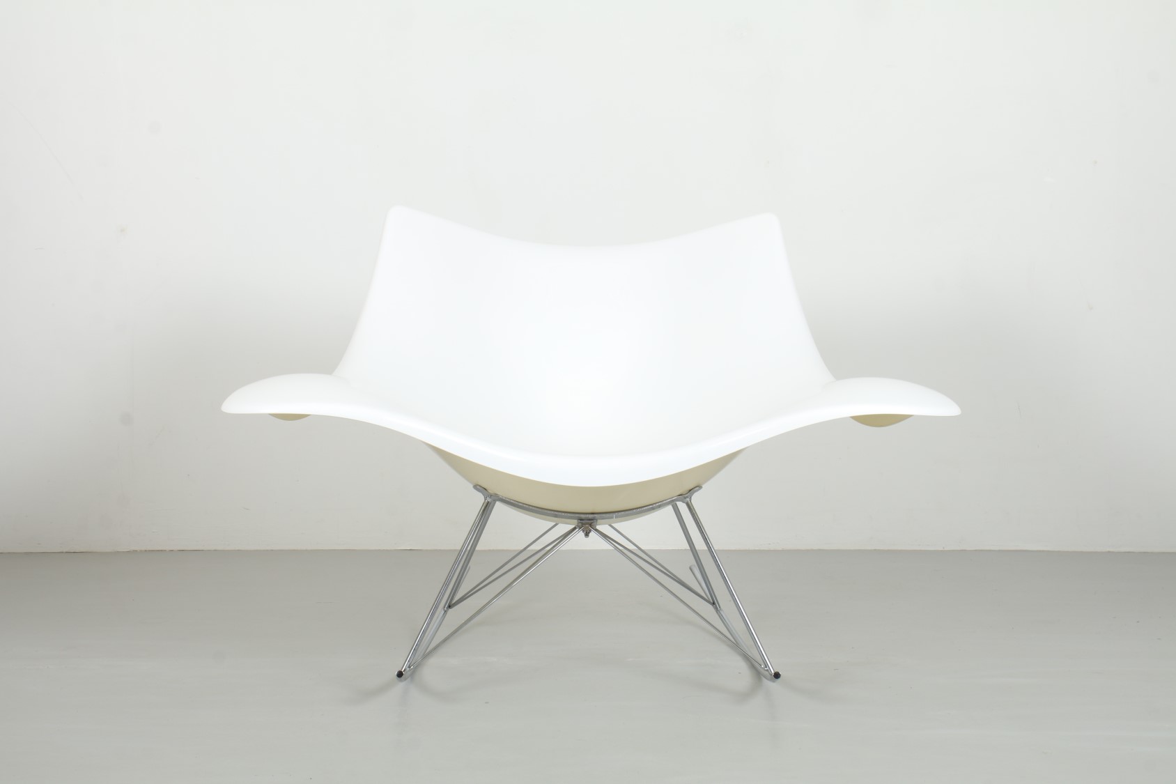 Shop Mid-Century and Designer Vintage