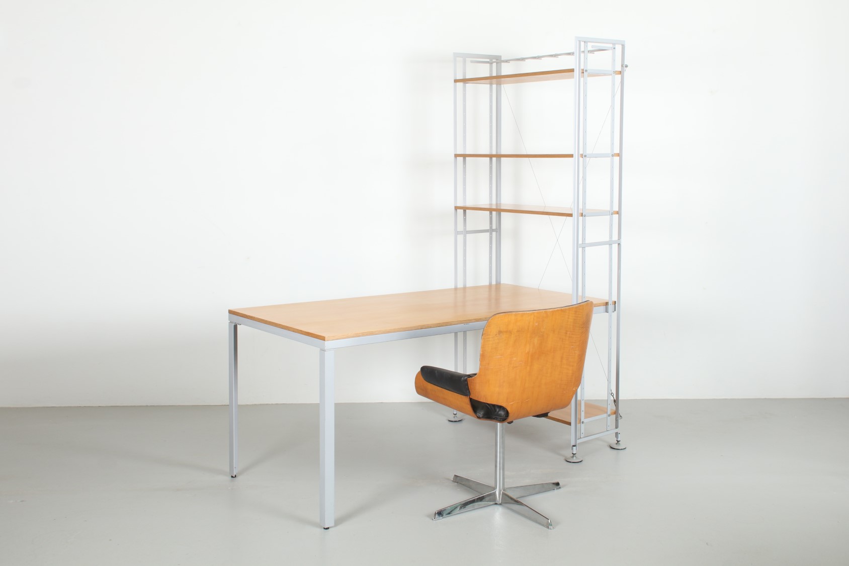 Beautiful Mid-Century and Designer Office