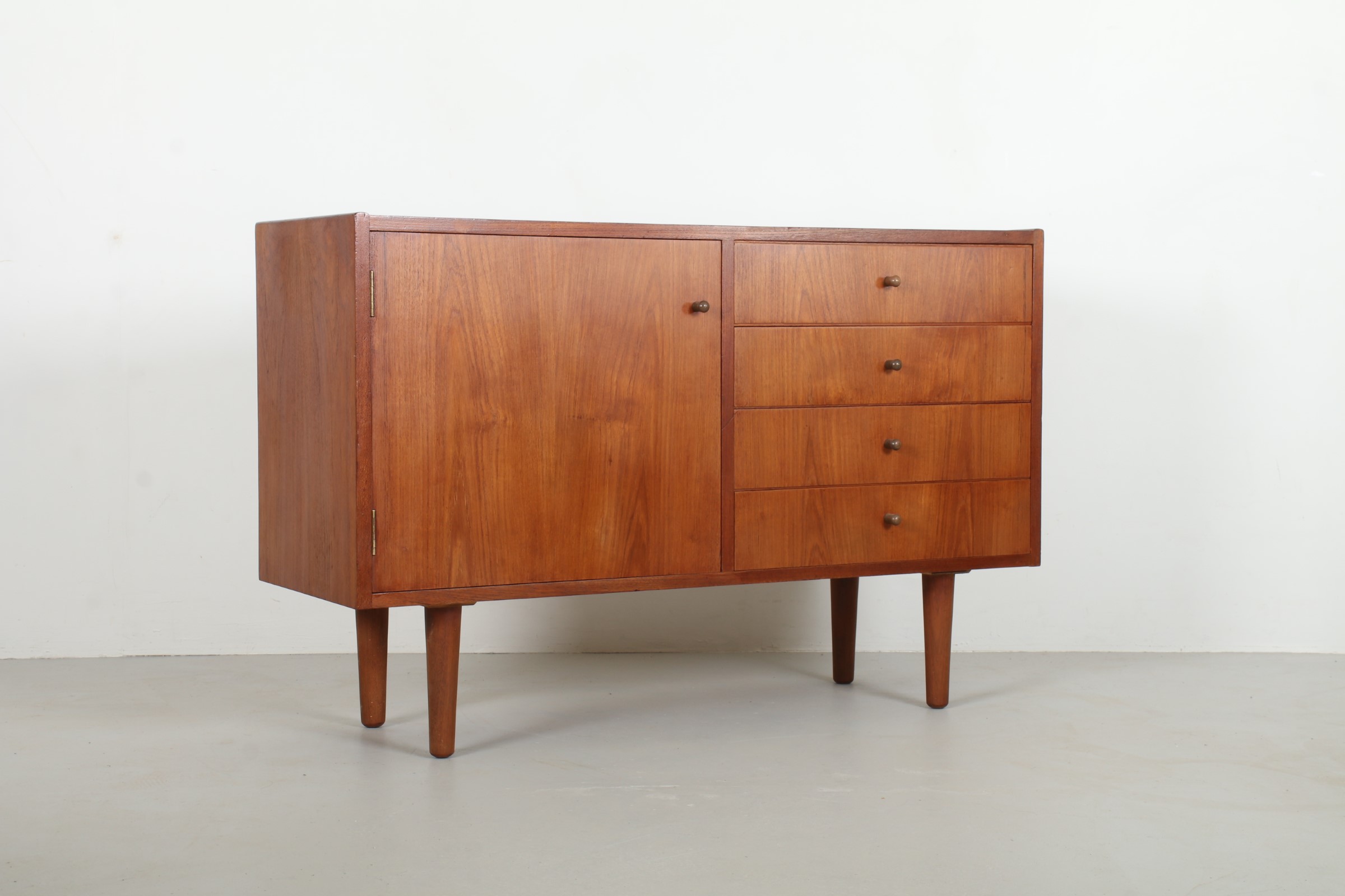 Sideboards – Iconic Mid-Century Modern Design