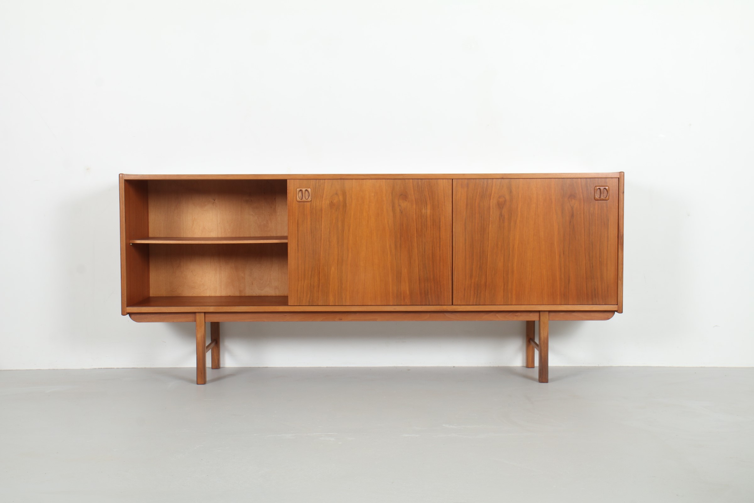 Sideboards – Iconic Mid-Century Modern Design