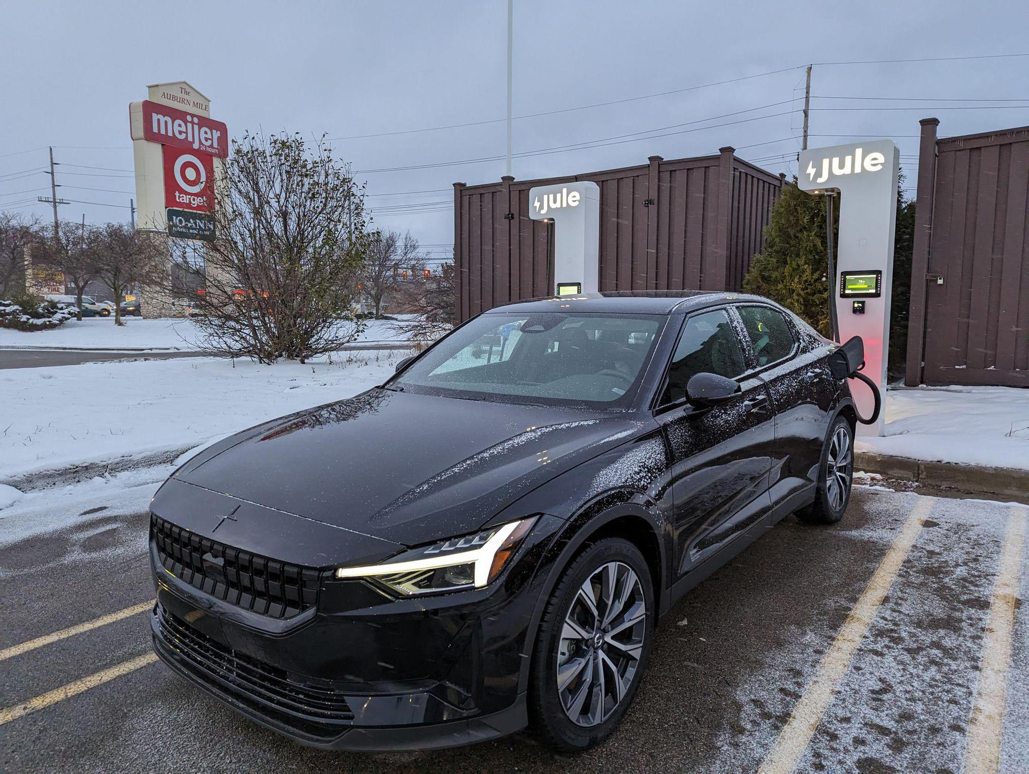 eCAMION (Jule) Installs Fast Charging Stations at Meijer Auburn Hills