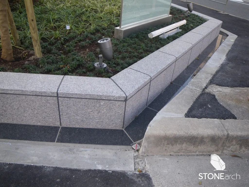 Curb & Edging Stones: Browse Our Wholesale Collection | STONEarch