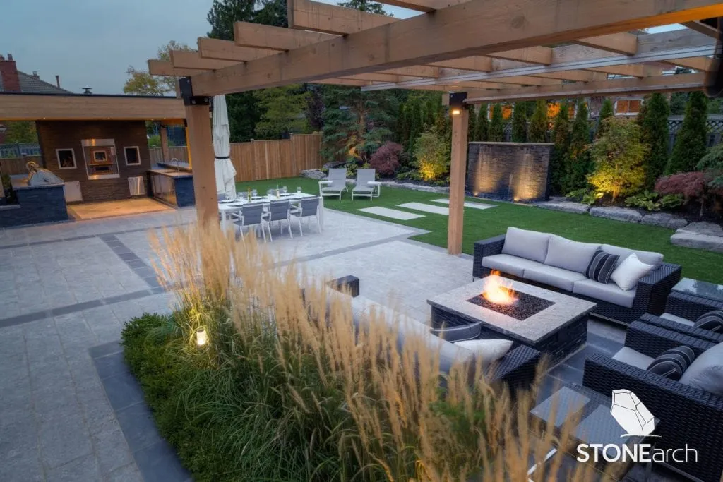 Pebbles & Artificial Grass: Browse Our Wholesale Collection | STONEarch