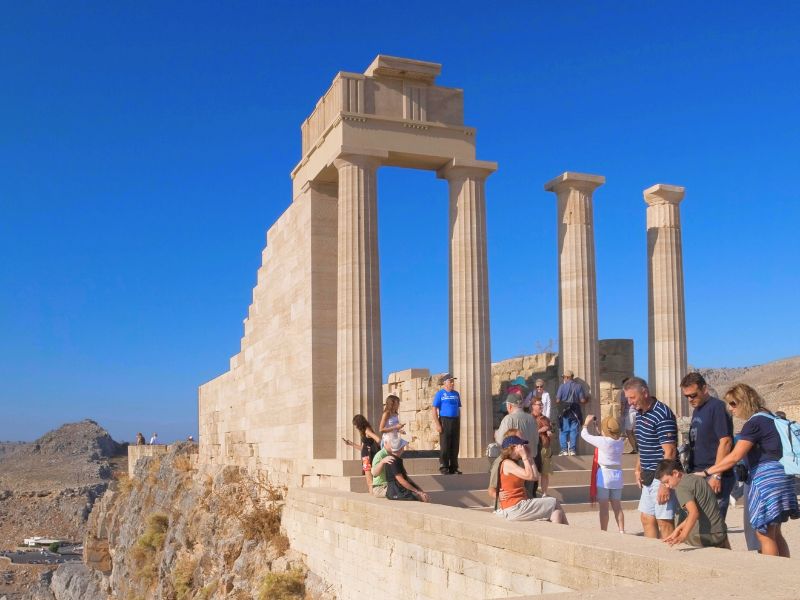 Rules and Regulations of the Acropolis in Athens: Visiting Guidelines ...