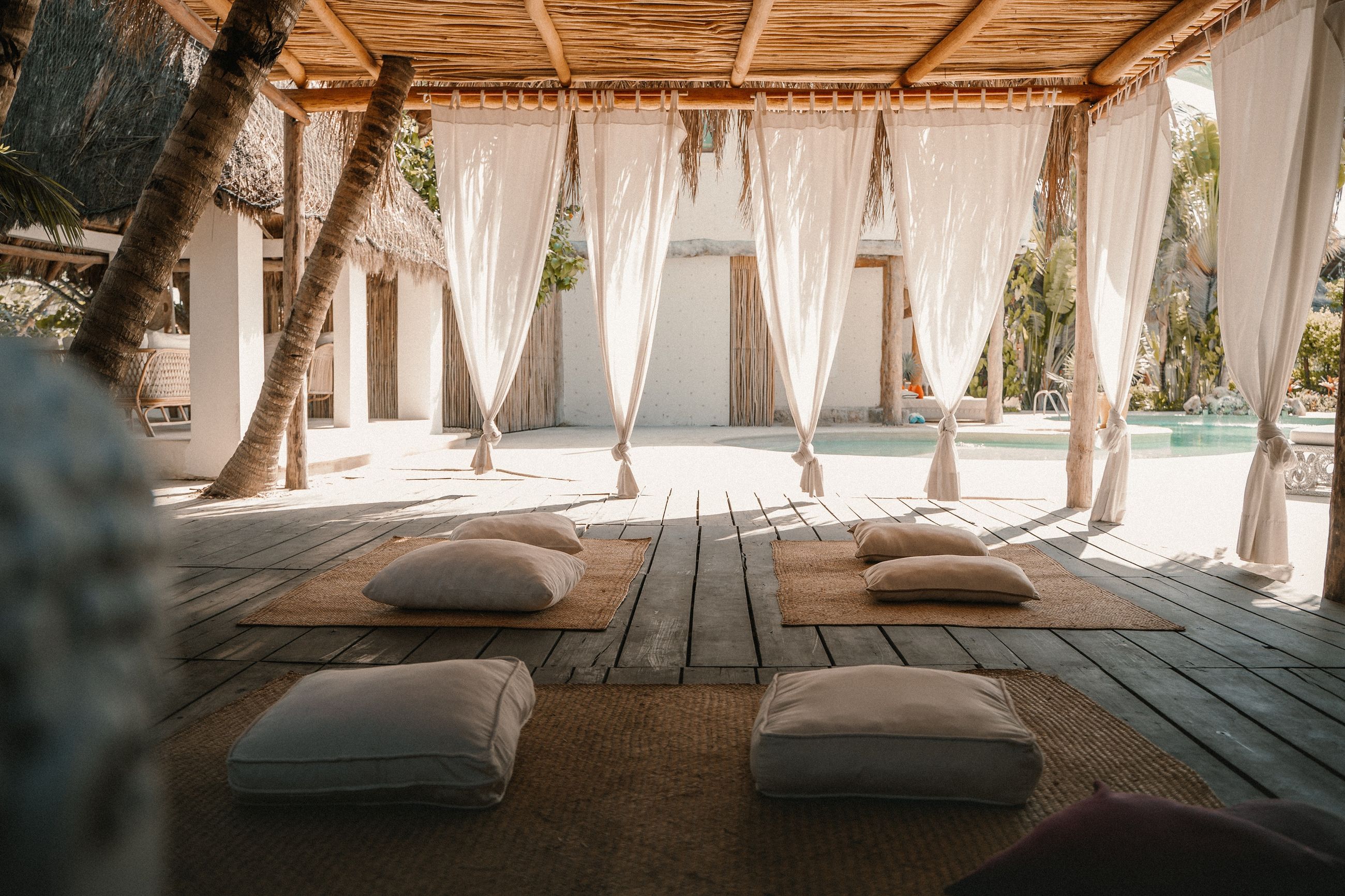 Ser Casasandra: Beachfront Hotel in Holbox Island