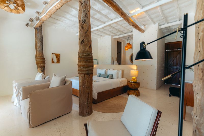 Ser Casasandra: Beachfront Hotel in Holbox Island