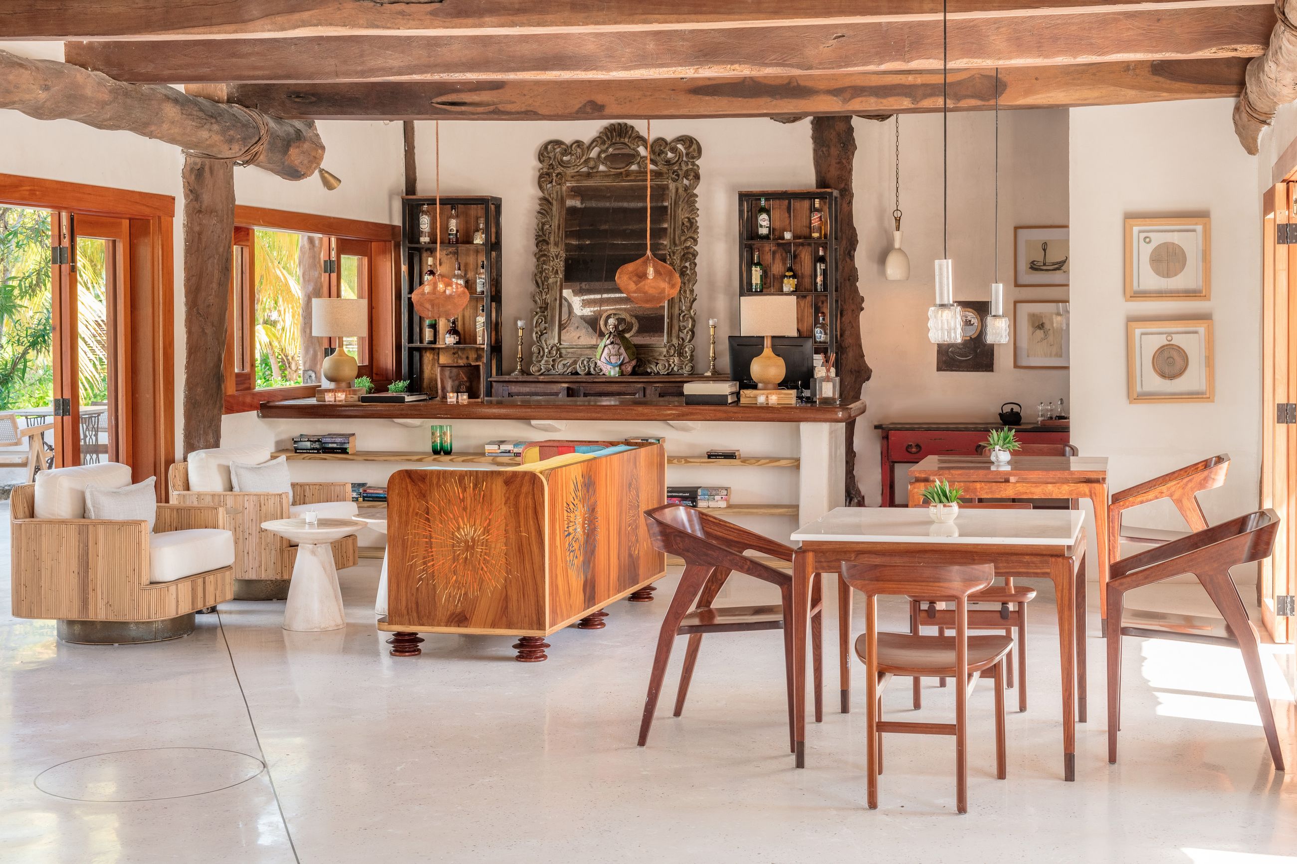 Ser Casasandra: Beachfront Hotel in Holbox Island