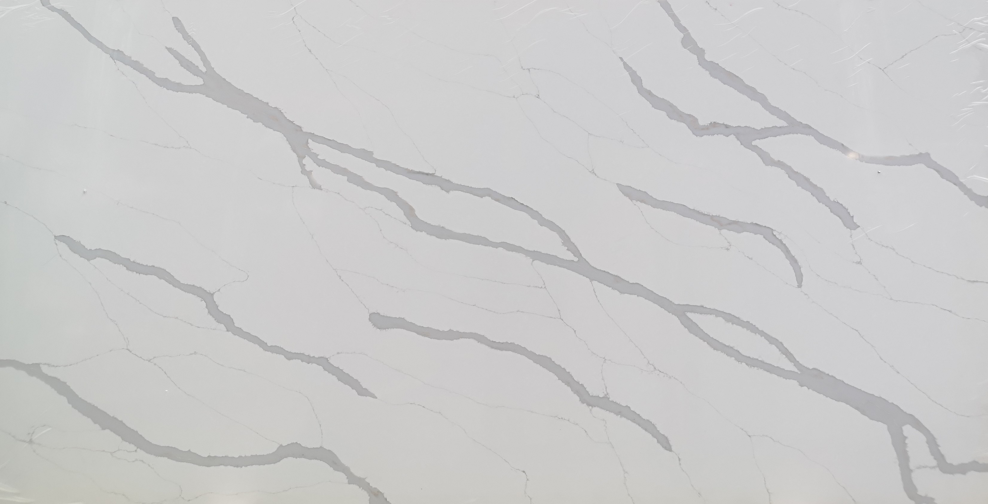 Calacatta Maven 3CM Quartz Countertop Slab in Chicago