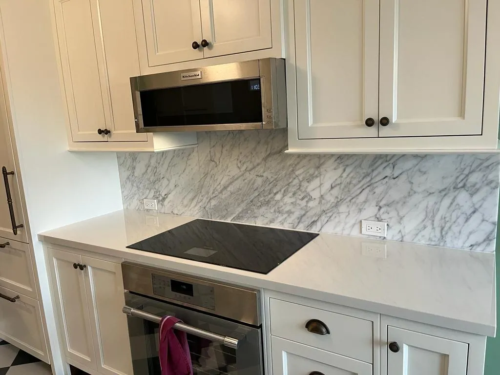 Backsplash: Standard vs. Full Height Options, Pros And Cons