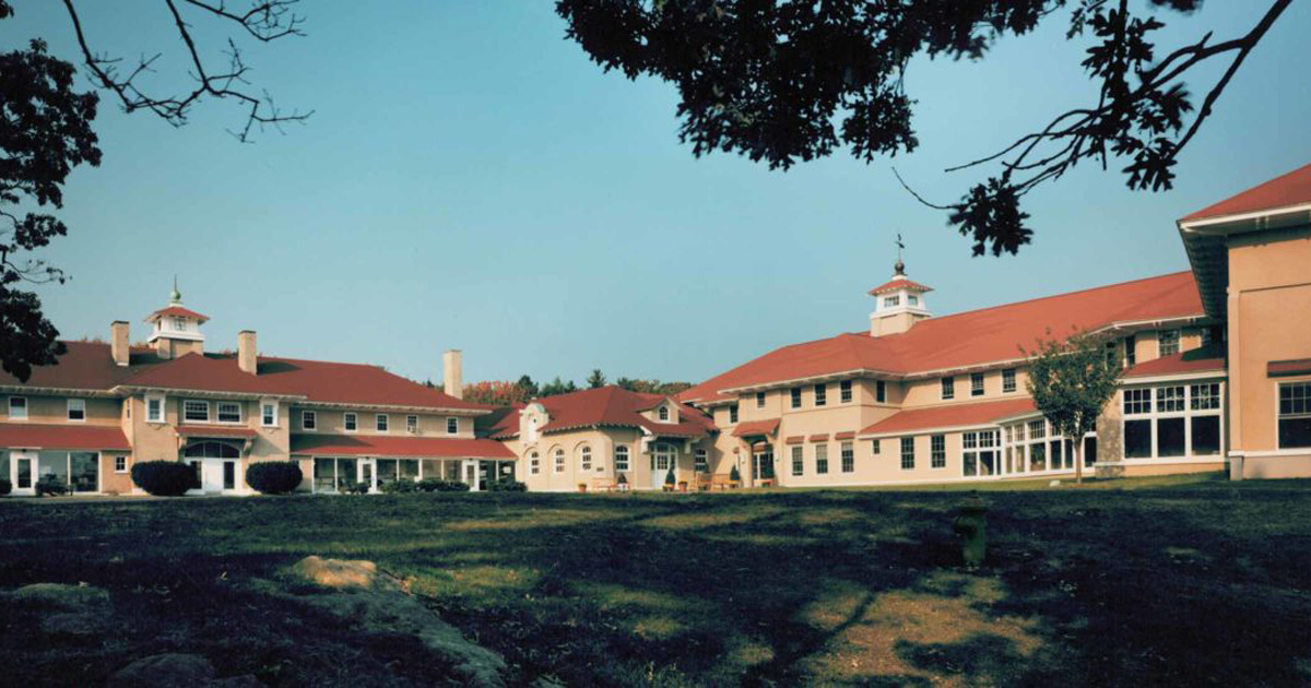 Brookwood Library - OLSON LEWIS + Architects