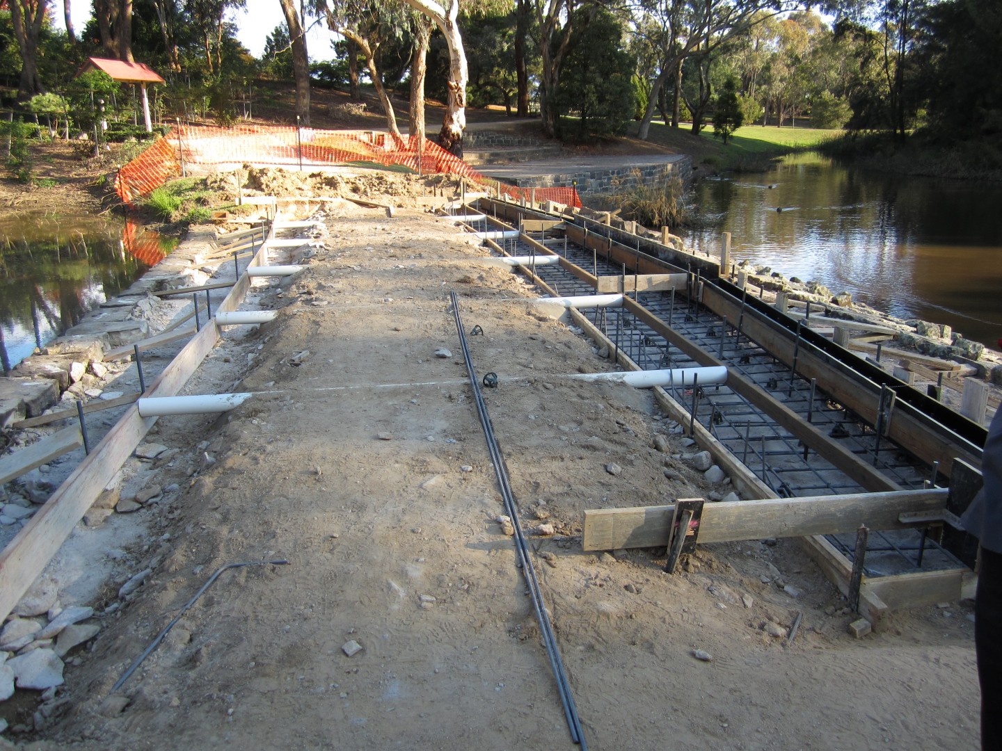 Orange Botanic Garden Weir - Orange City Council, Orange, NSW | Sala4d ...