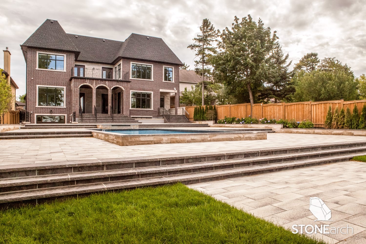 Silver Antique Limestone - STONEarch