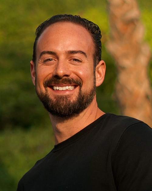 Karmanterra :: About