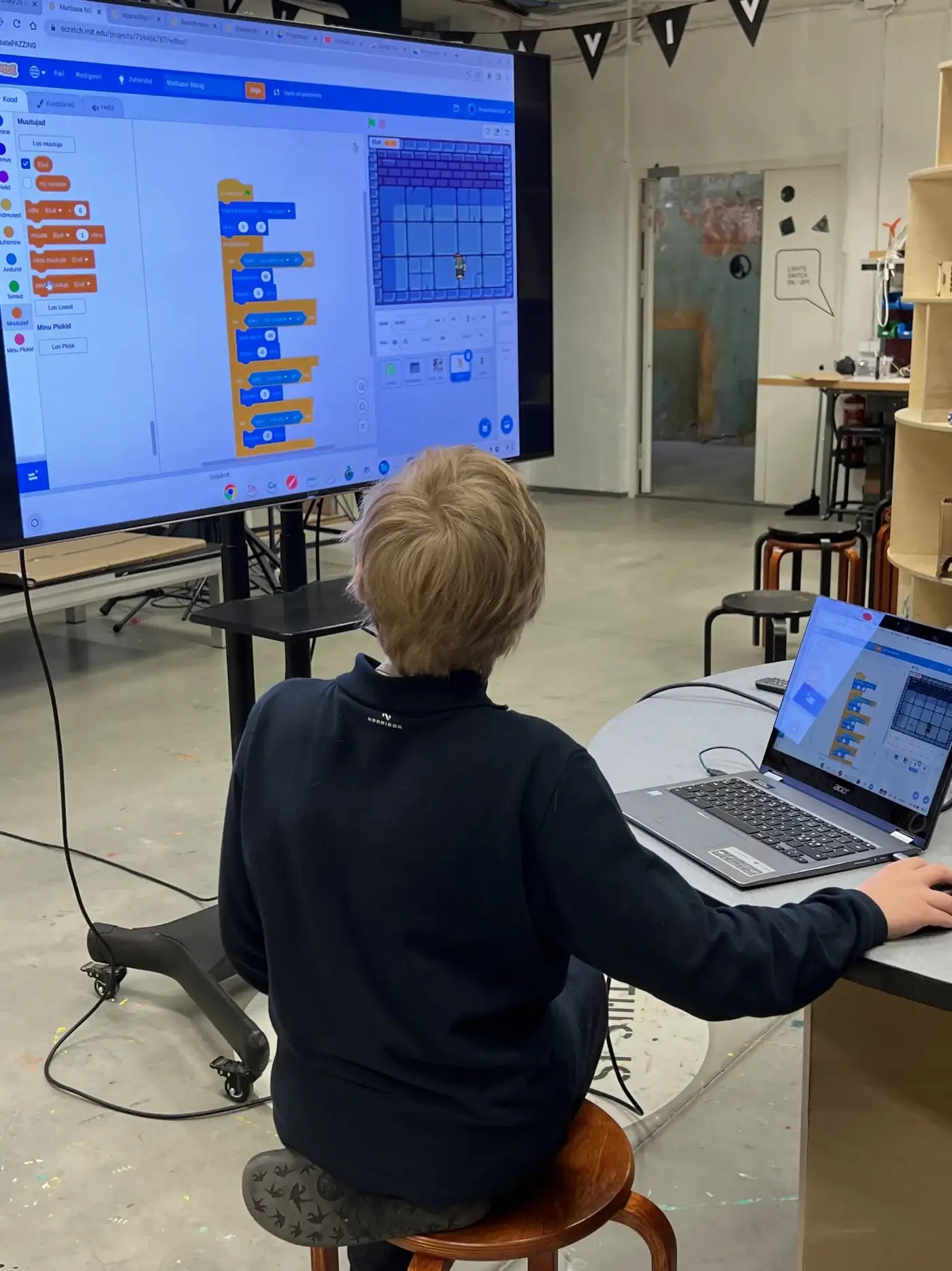 Scratch That: A Peer-Led Programming Workshop