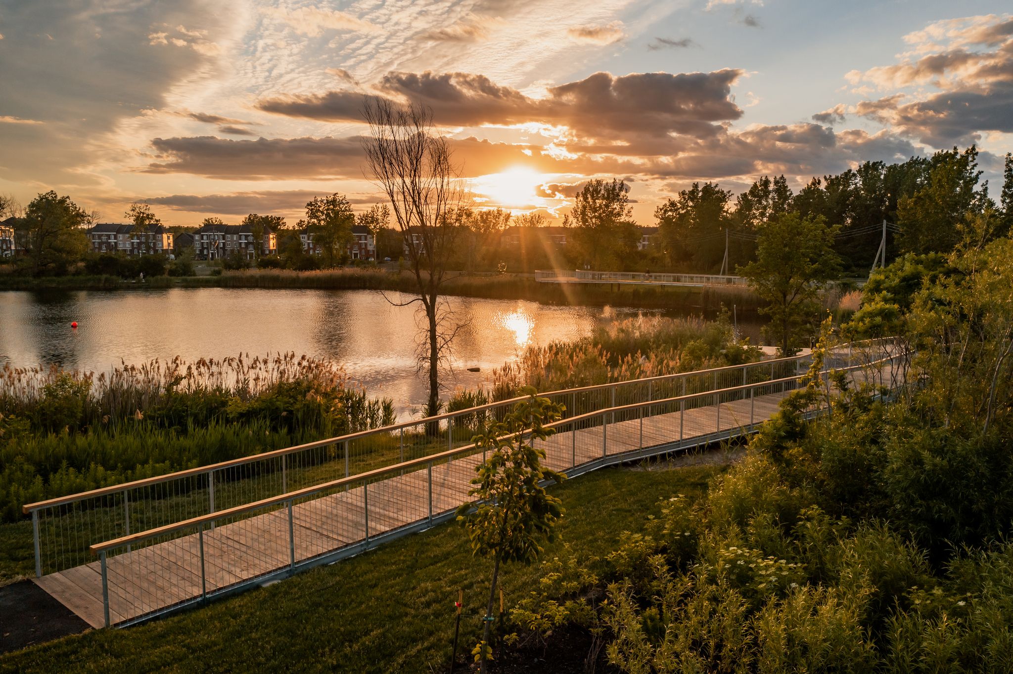 LAC DES FEES (FAIRY LAKE) WALKWAY