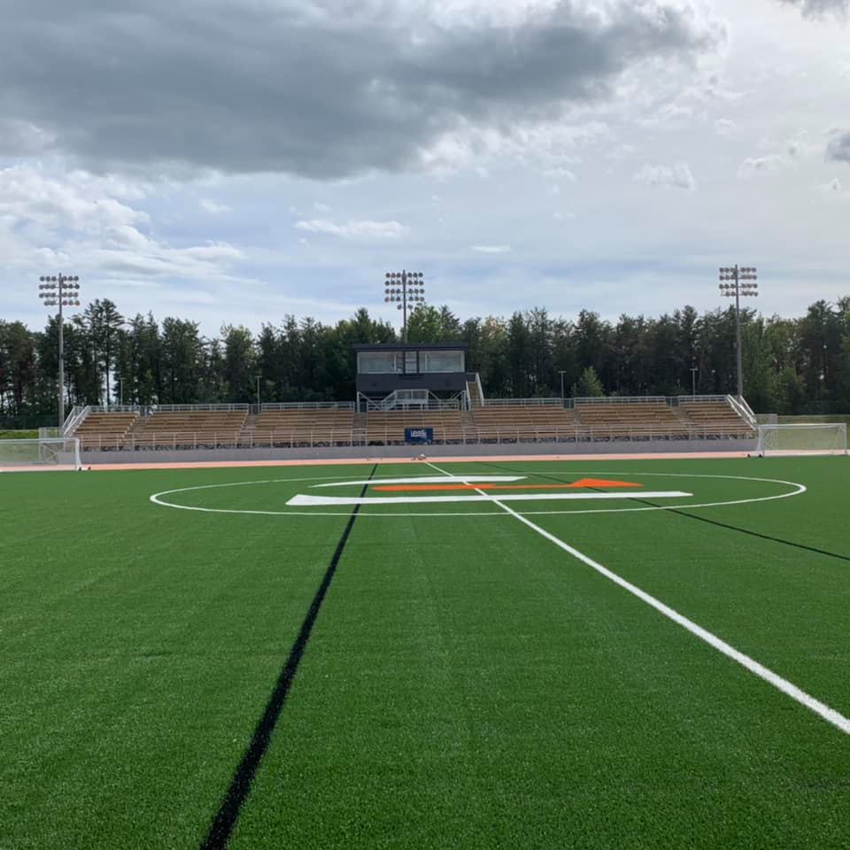 UQTR SPORTS BLEACHERS