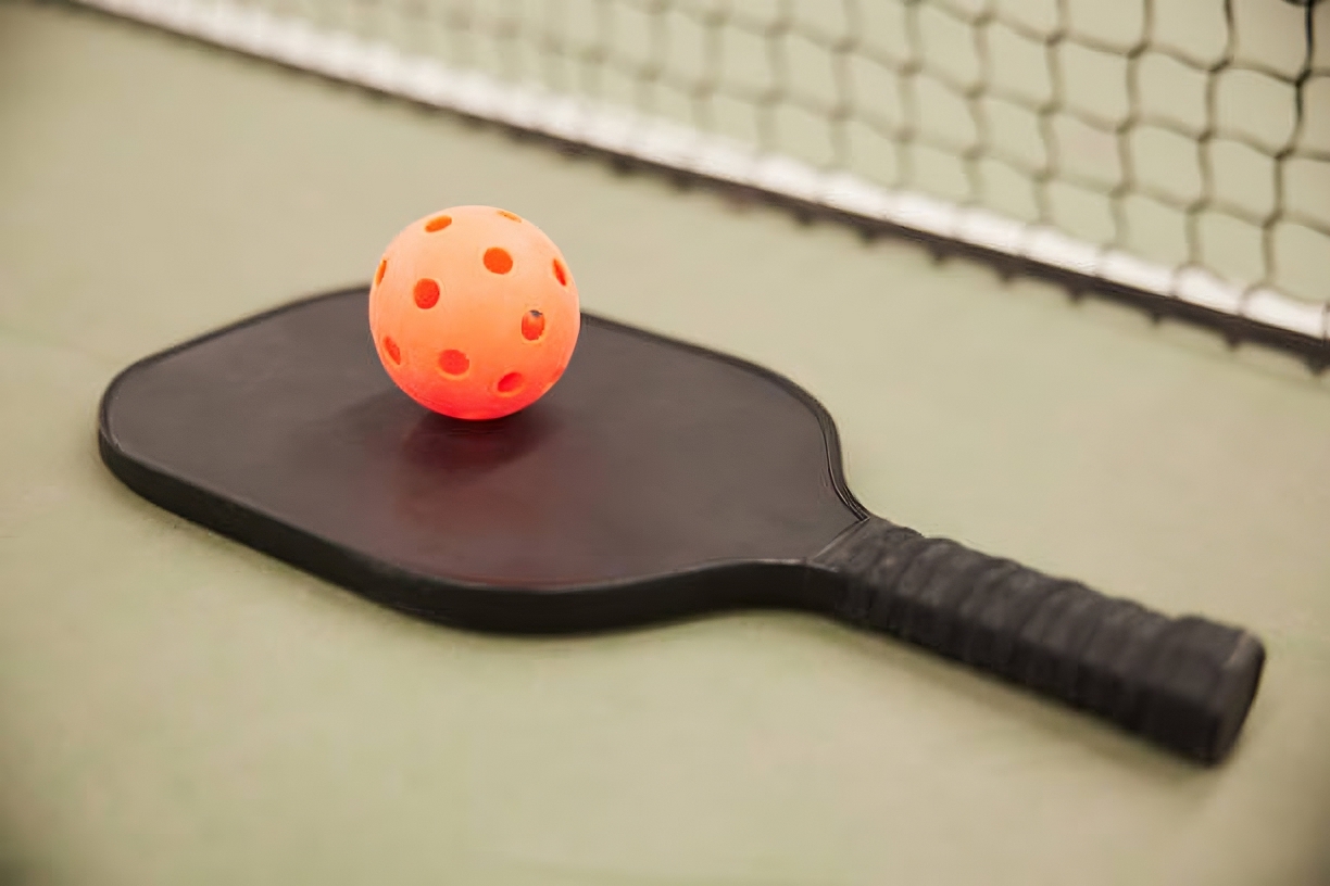 Easy Ways to Clean Your Pickleball Paddle Grip | The Skilled Pickle