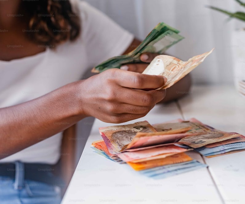 Empowering Tomorrow: A Guide to Financial Literacy Programs for Youth