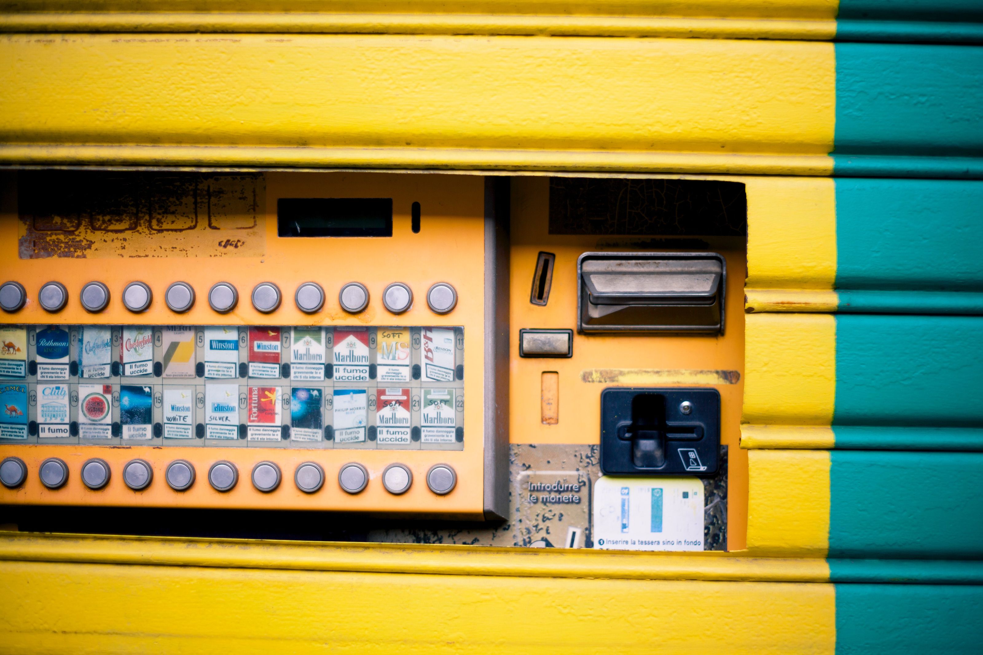 Cigarette Vending Machine: Get Started Legally in the United States ...