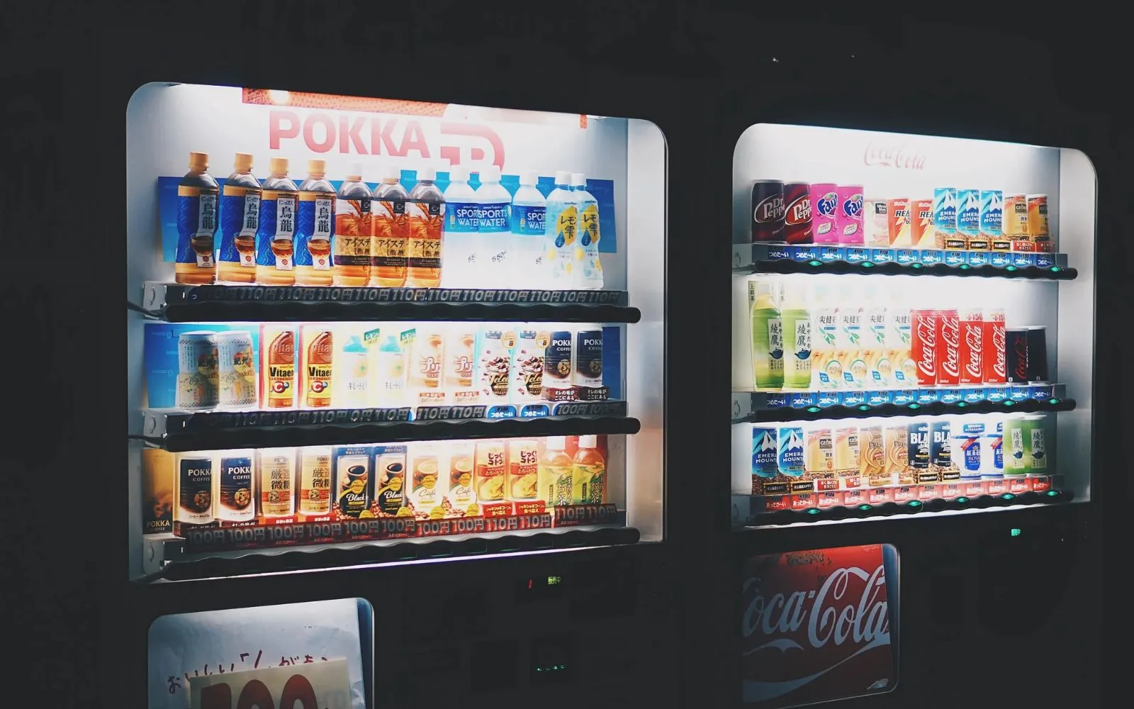 Utilising Layovers: 15 Airport Vending Machine Ideas That Sell ...