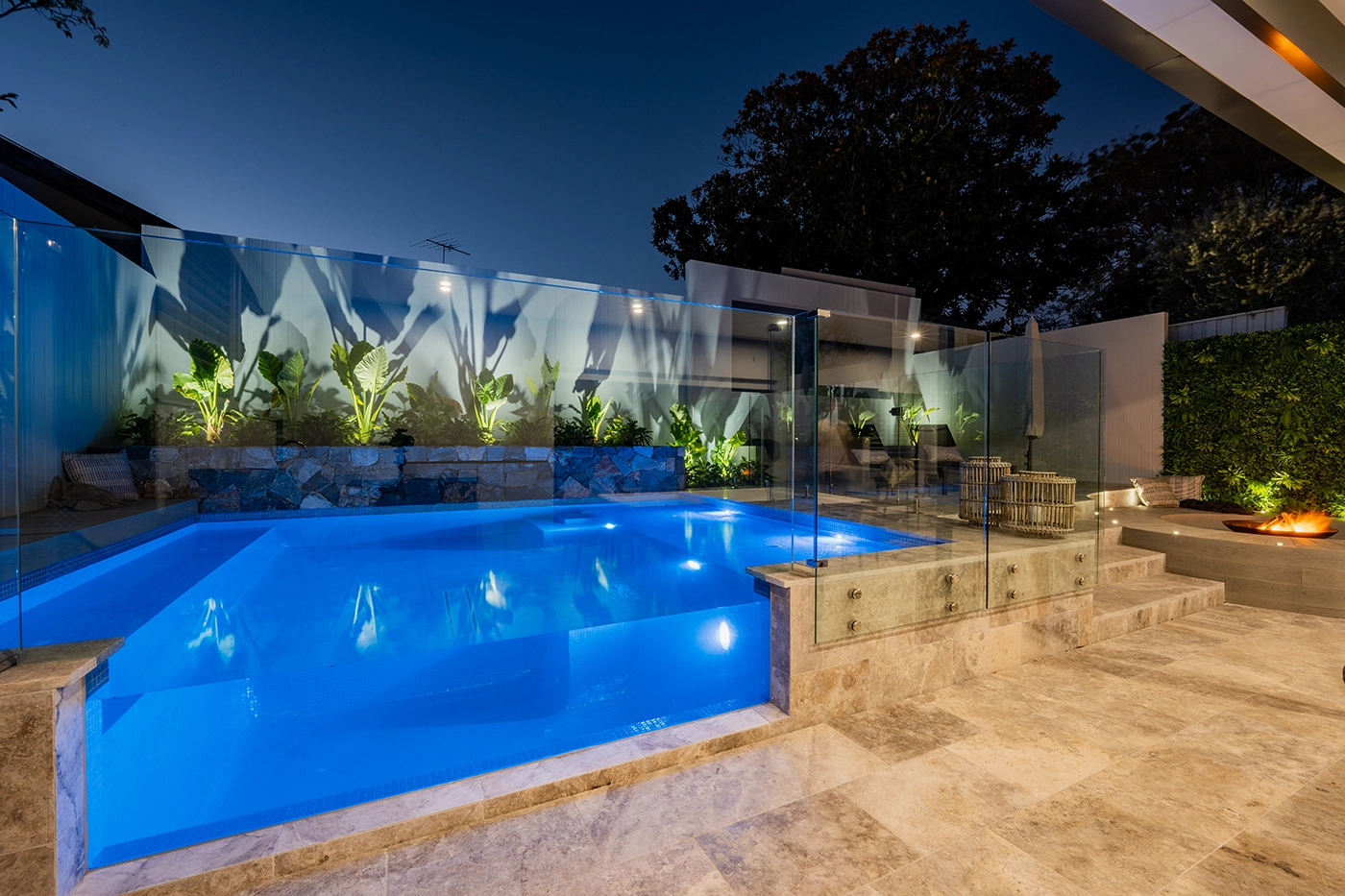 Custom Pool and Outdoor Living Space in Kingsford | Transform Pools and ...