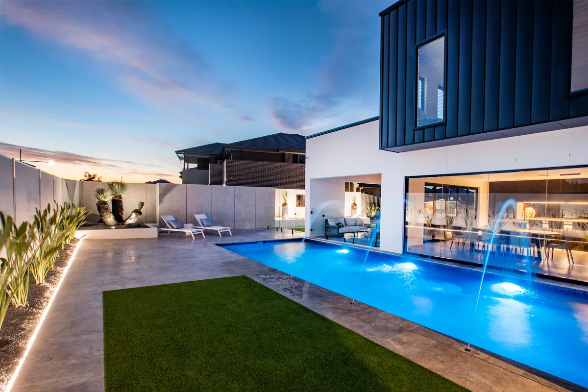 Modern Low-Maintenance Pool Sets Suburb Record | Transform Pools and Spas