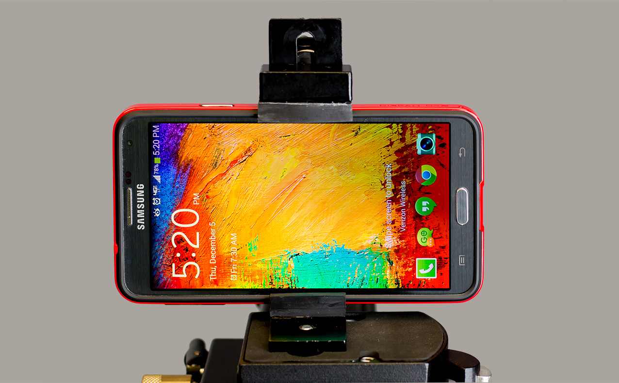 Universal Smartphone Mount