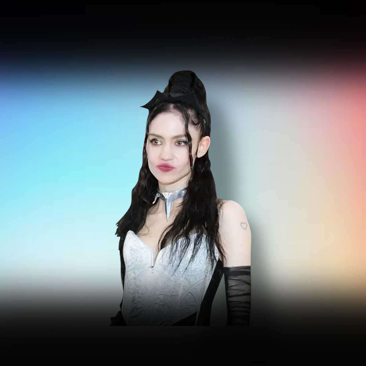 Justin Bieber - Age, Bio, Birthday, Family, Net Worth