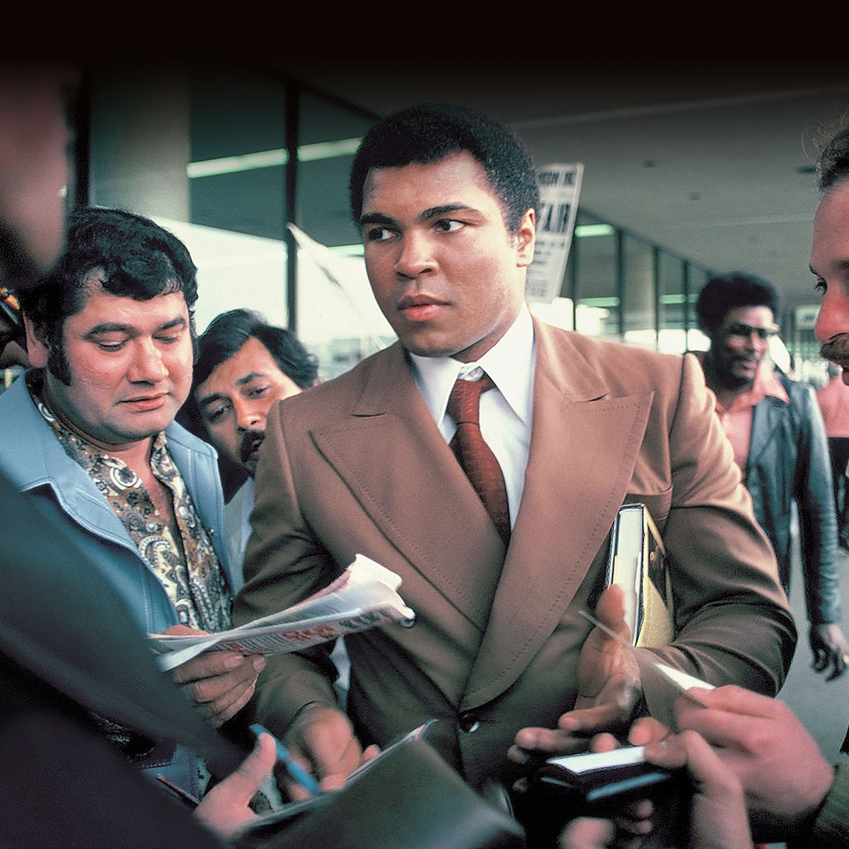 Muhammad Ali - Age, Bio, Birthday, Family, Net Worth