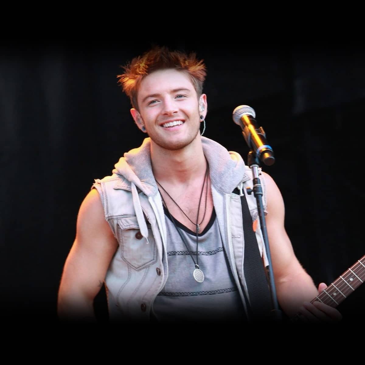 Drew Chadwick - Age, Bio, Birthday, Family, Net Worth