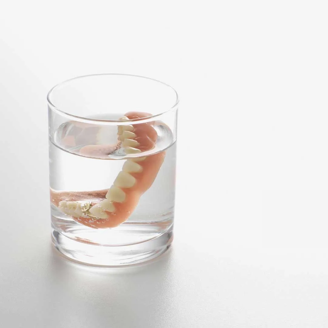 Easy Guide to Cleaning Dentures for a Brighter Smile